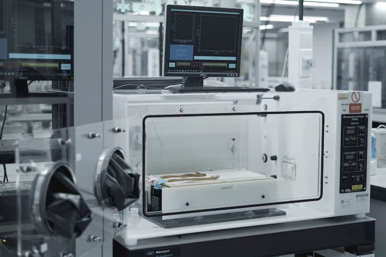 Unilever Menerapkan Robot dan AI dalam Produk Kecantikan – DTI
